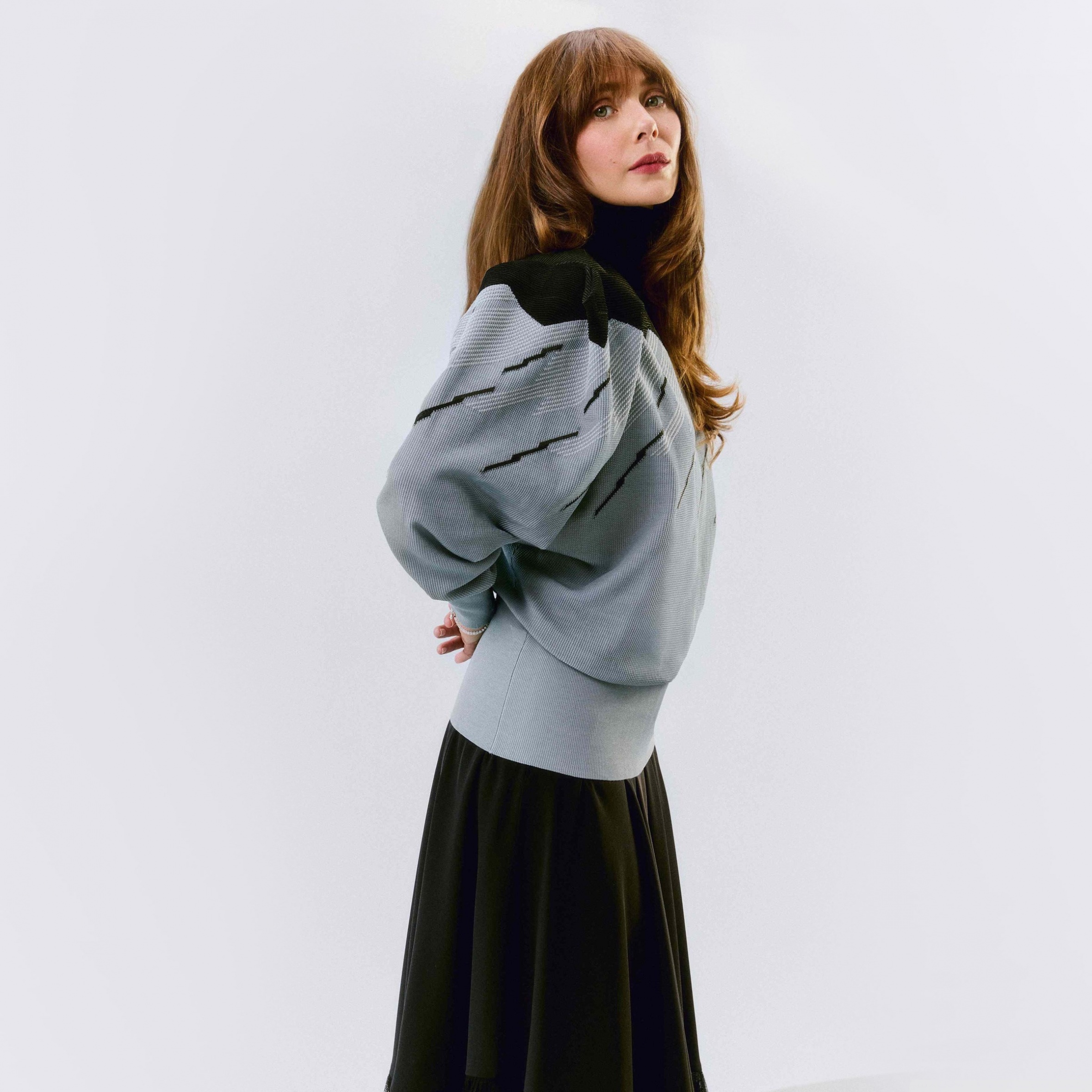 Elizabeth Olsen Photoshoot 4K UHD Wallpaper for UltraHD Desktop and TV ...