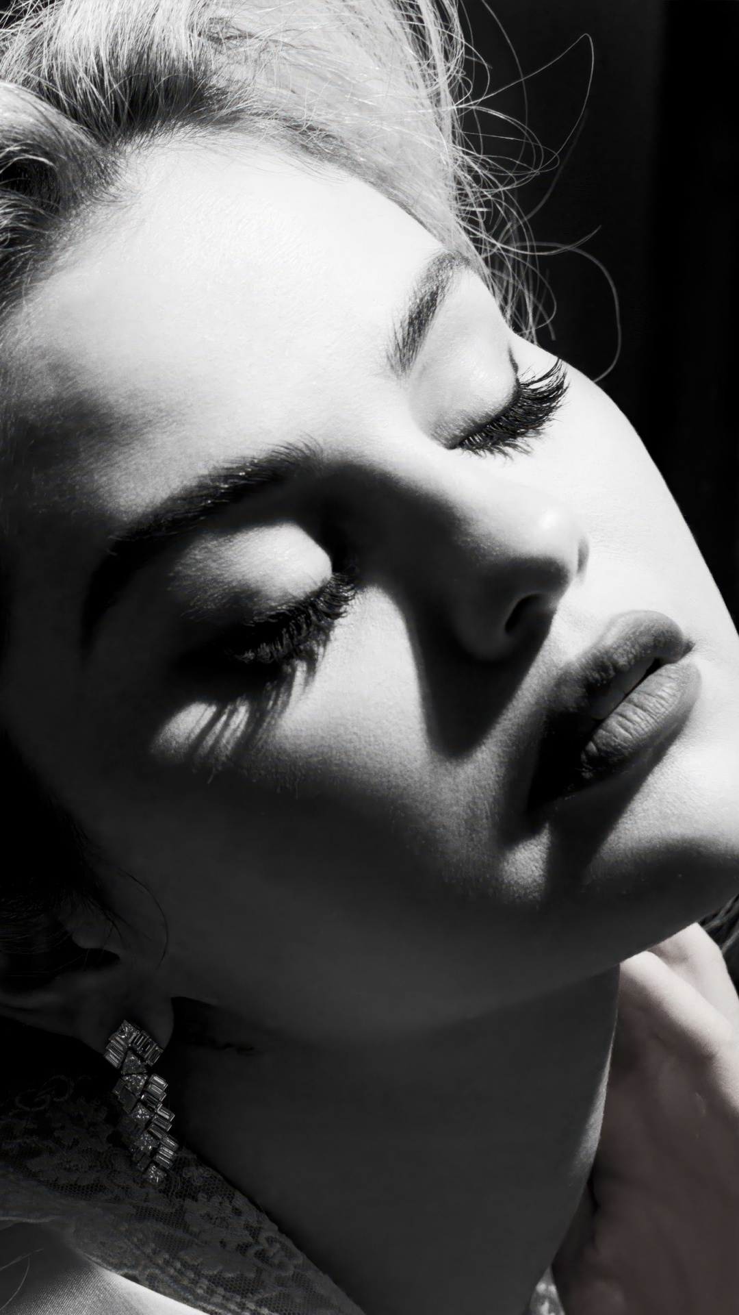 Selena Gomez Portrait Photoshoot 4K UHD Wallpaper for UltraHD Desktop ...