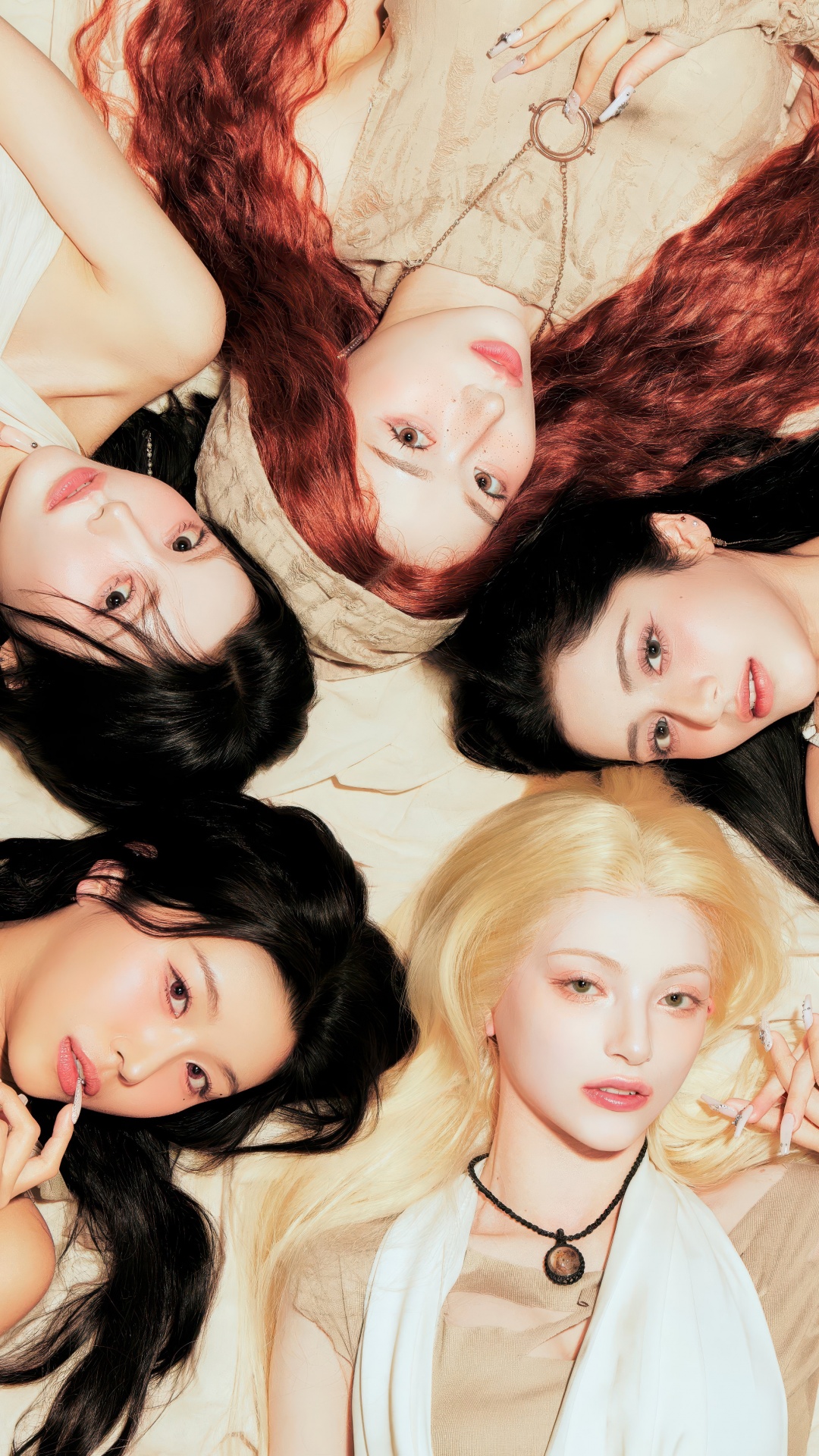 XIN, Defend Myself Album, Nova, Nizz, E sha, Aria, Hannah, South Korean ...